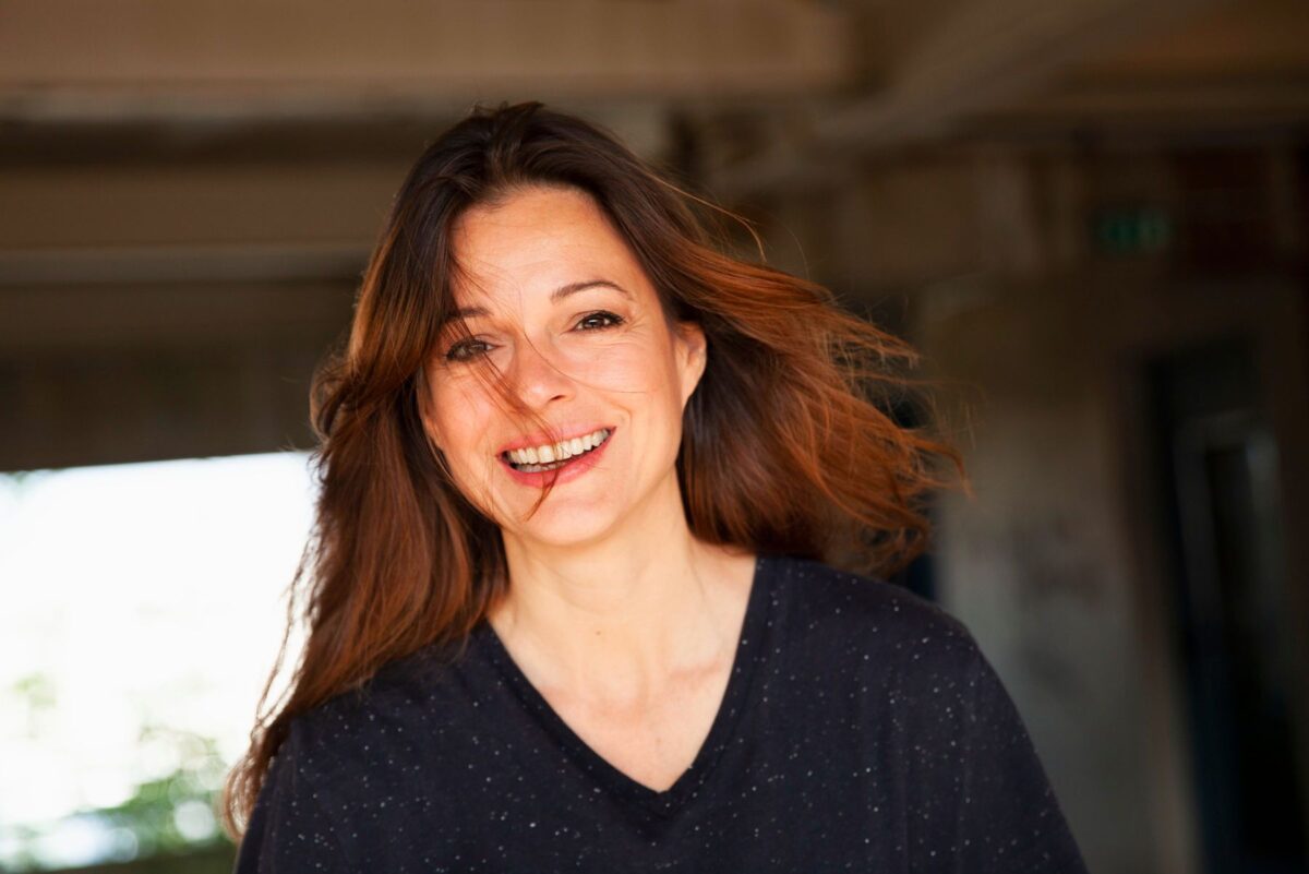 Suzan Anbeh Nettovermögen 2024: Filme, Einkommensalter, Freund und Zuhause