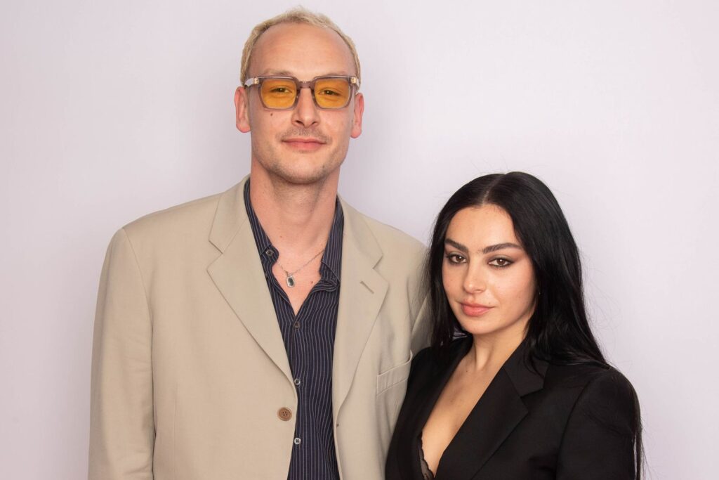 Charli XCX und George Daniel: Eine Liebesgeschichte, die noch immer ...